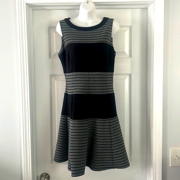 Julian Taylor | Dresses | Julian Taylor Aline Dress | Poshmark